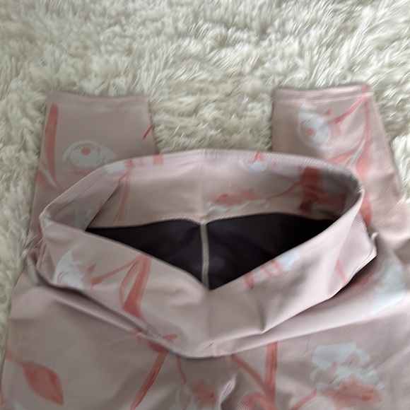 Fabletics | Pants & Jumpsuits | Fabletics Leggings Blush Pink With ...